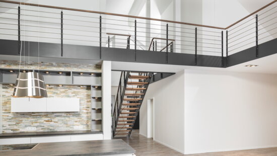 Holzart Hevea – fein strukturiertes Holz für Ihre Treppe - Treppenbau Voß