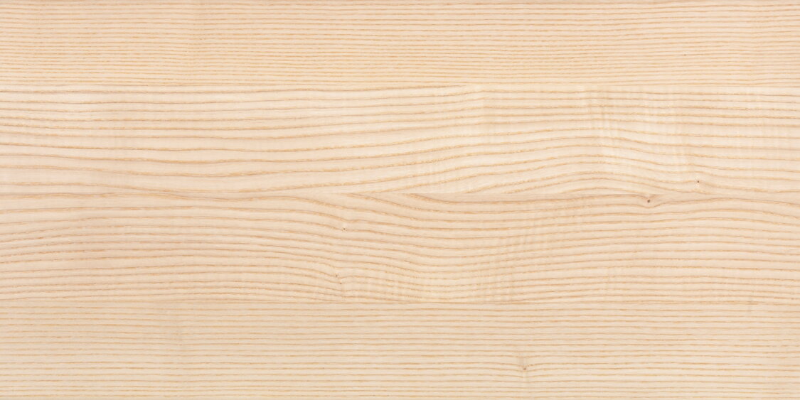 Holzart Esche – klassisch-schöns Holz für Ihren Wohntraum - Treppenbau Voß